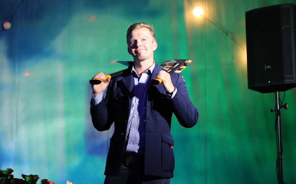 Kes on Taavi Holter? — Pulmaisa ja õhtujuht Taavi Holter